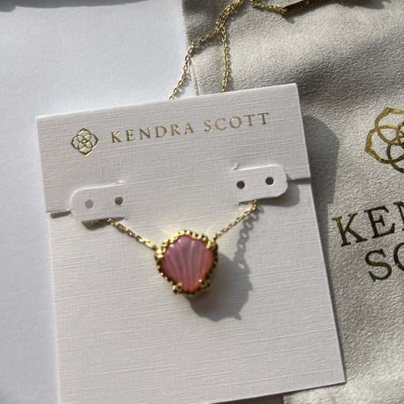 Kendra Scott | Jewelry | Kendra Scott Blush Pink Mother Pearl Brynne ...